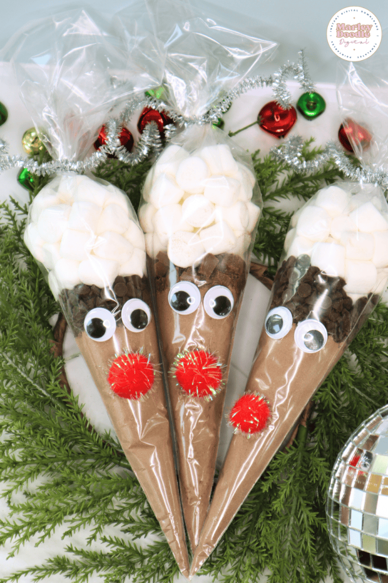 DIY Reindeer Hot Chocolate Cones w/ Printable - Easy Christmas Gift ...