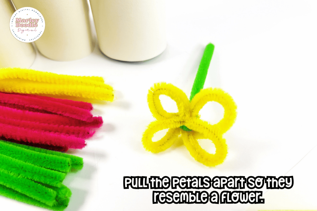 Cute & Easy Pipe Cleaner Flowers - Marley Doodle Digital
