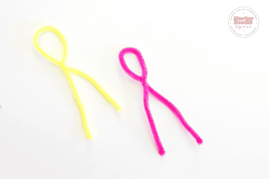 Easy DIY Bubble Wand Bubble Making Station - Marley Doodle Digital