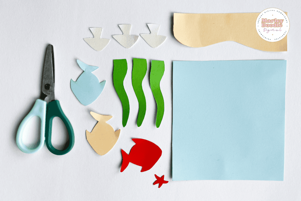 Cute Fish Aquarium Popsicle Craft for Kids (Free Template) - Marley ...