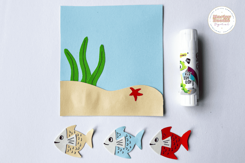 Cute Fish Aquarium Popsicle Craft for Kids (Free Template) - Marley ...