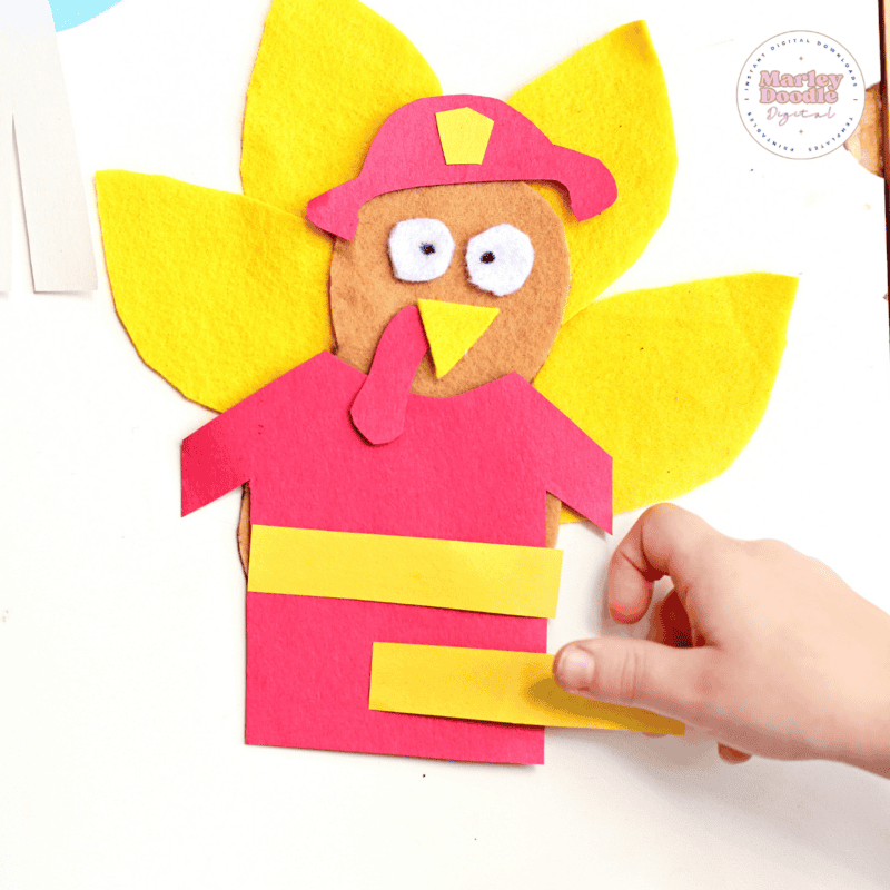 Cute Fish Aquarium Popsicle Craft for Kids (Free Template) - Marley ...