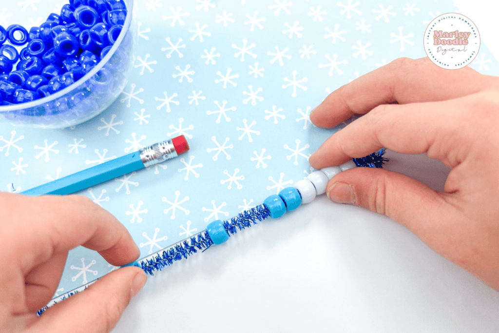 DIY Pipe Cleaner Icicles (Easy Winter Craft) - Marley Doodle Digital